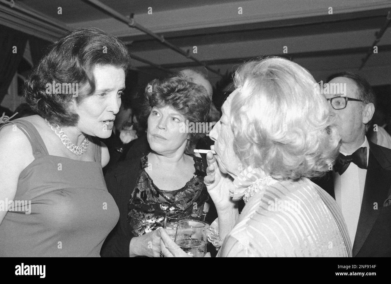 Actors Patricia Neal, left, and Anne Jackson talk with Lillian Hellman ...