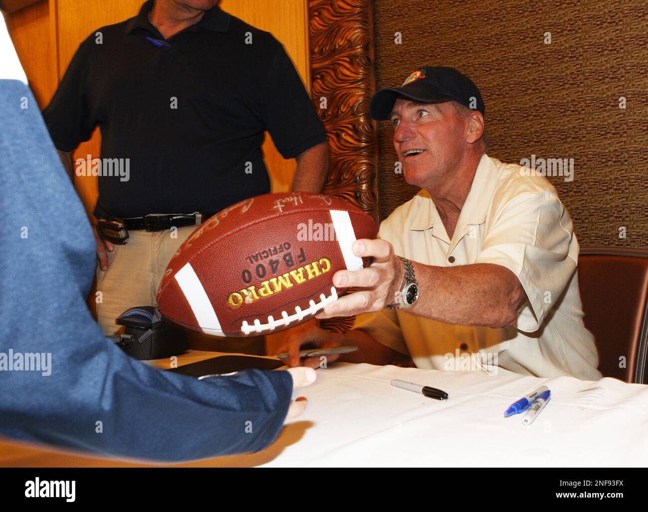 Athlete Jim Kiick attends Mike Ditka's Gridiron Greats Autograph ...