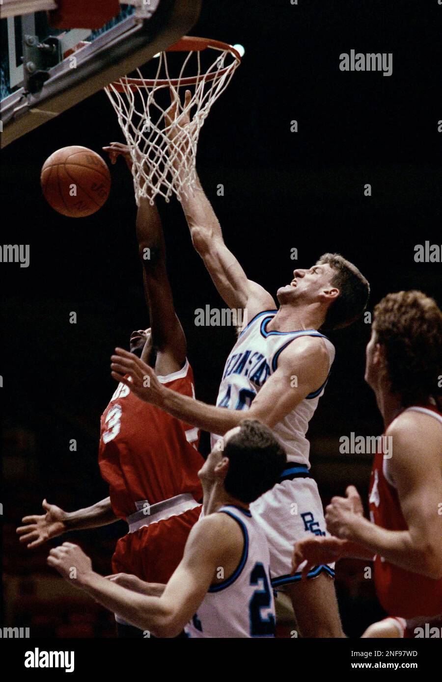 University of New Mexico's Darrell McGee, left, and Penn State's Ed ...