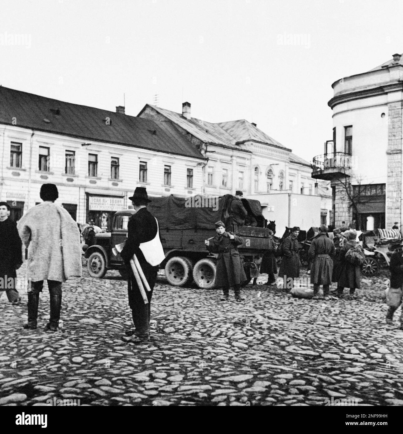 Military movement occurs with increasing frequency in Carpatho-Ukraine ...