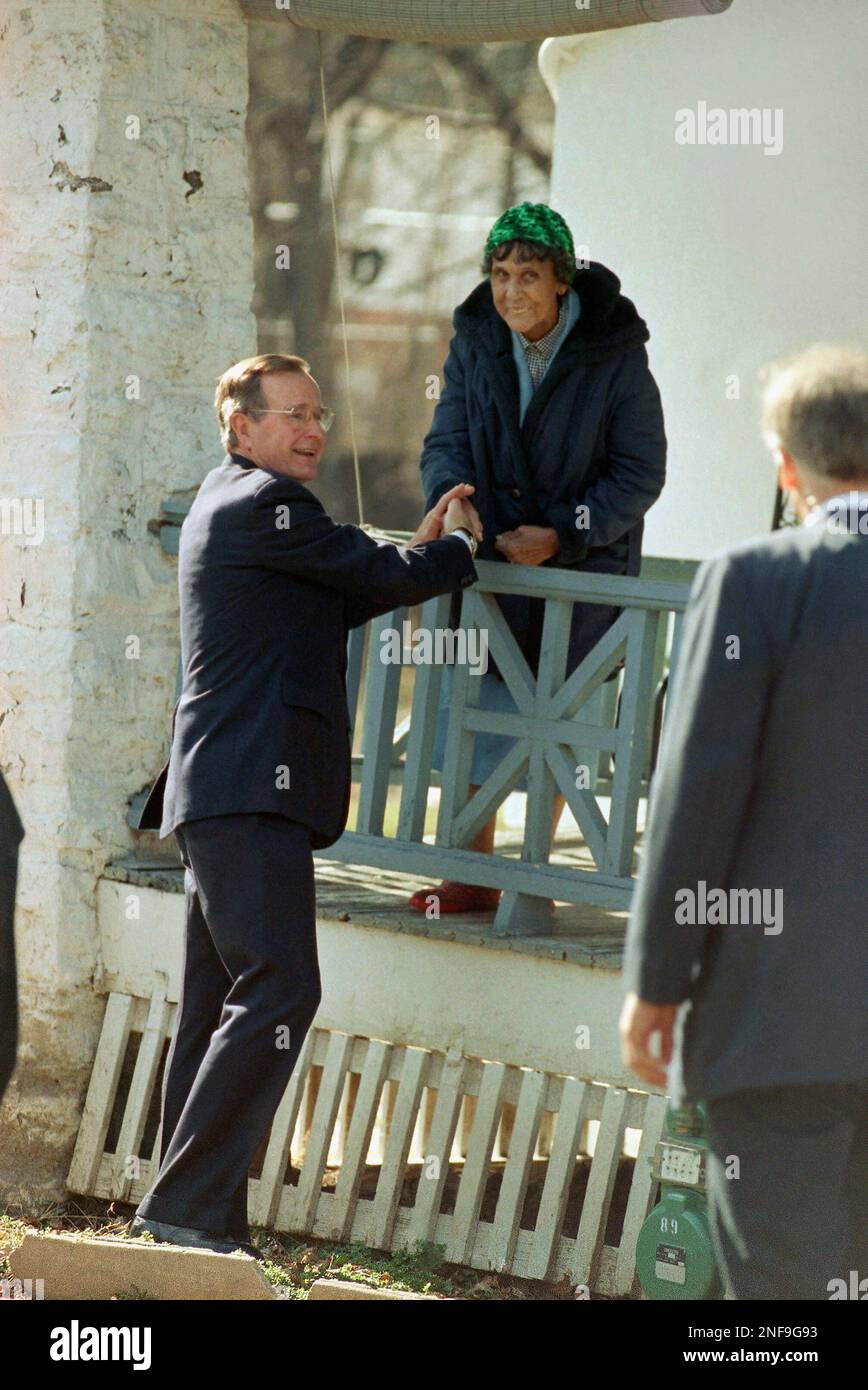 President George Bush chats with a Kansas City resident, Jan. 23, 1990 ...