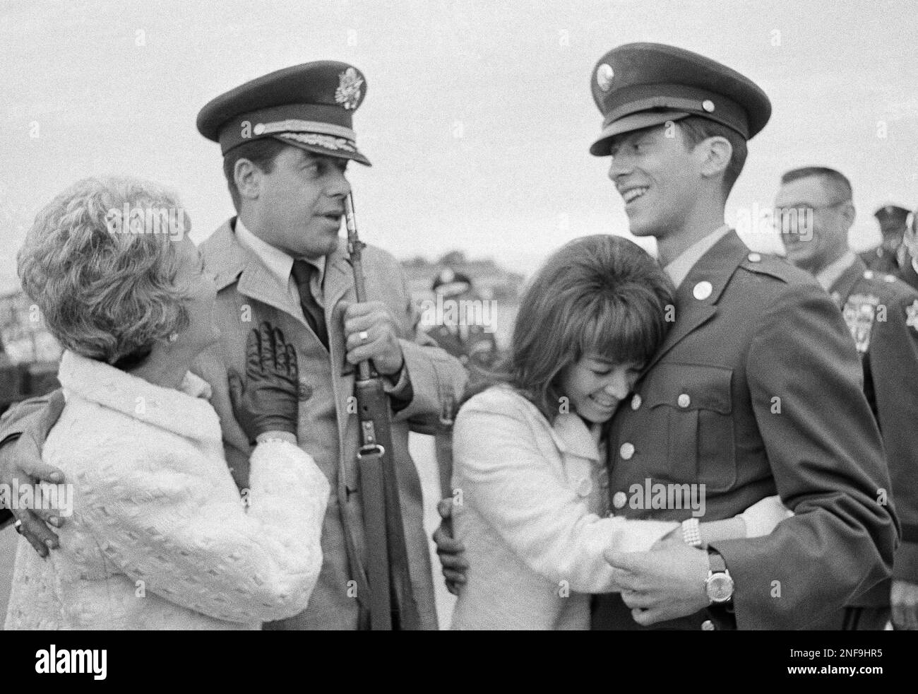 Comedian Jerry Lewis and his wife, Patti, left, with Sara Jane Suzara ...
