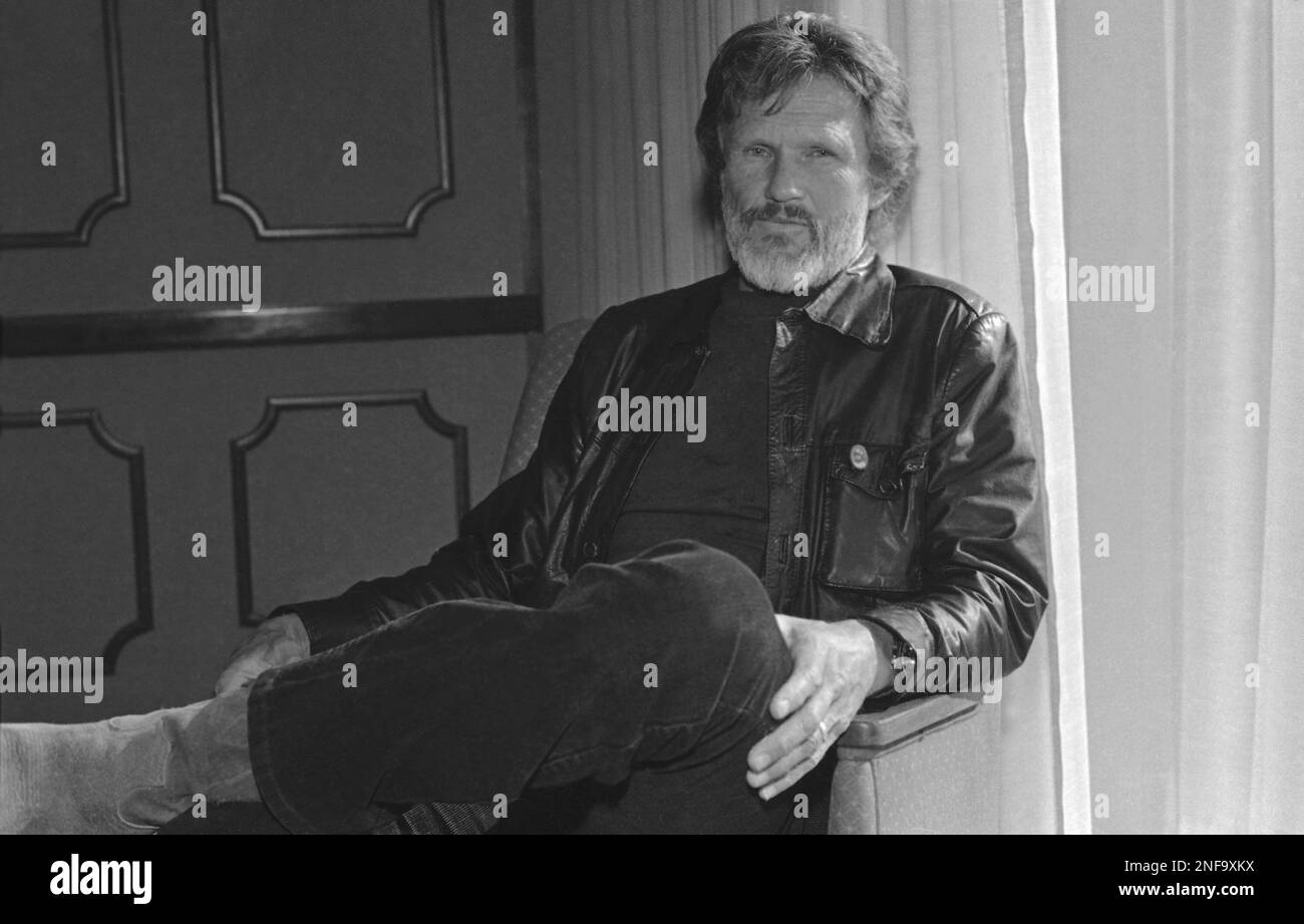 Actor/Songwriter Kris Kristofferson is photographed at the Century ...