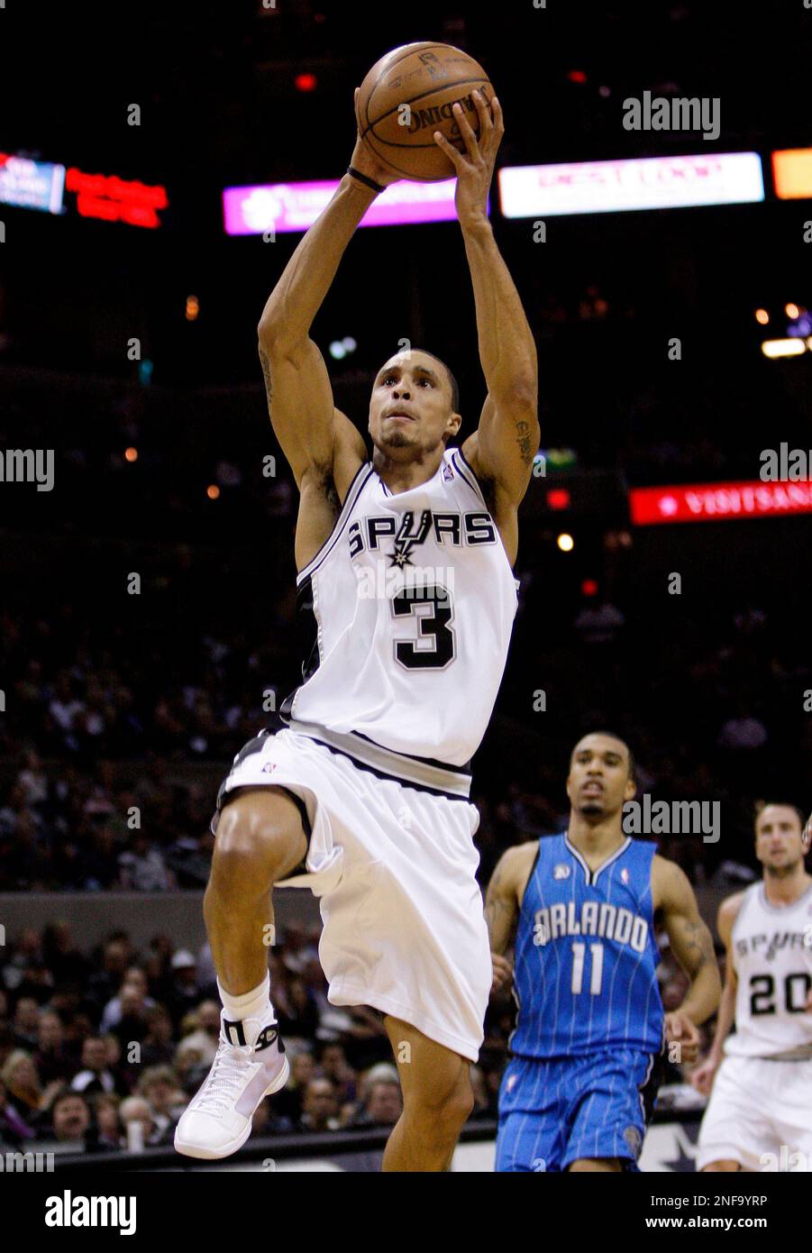 Orlando Magic guard Courtney Lee (11) looks on as San Antonio Spurs ...