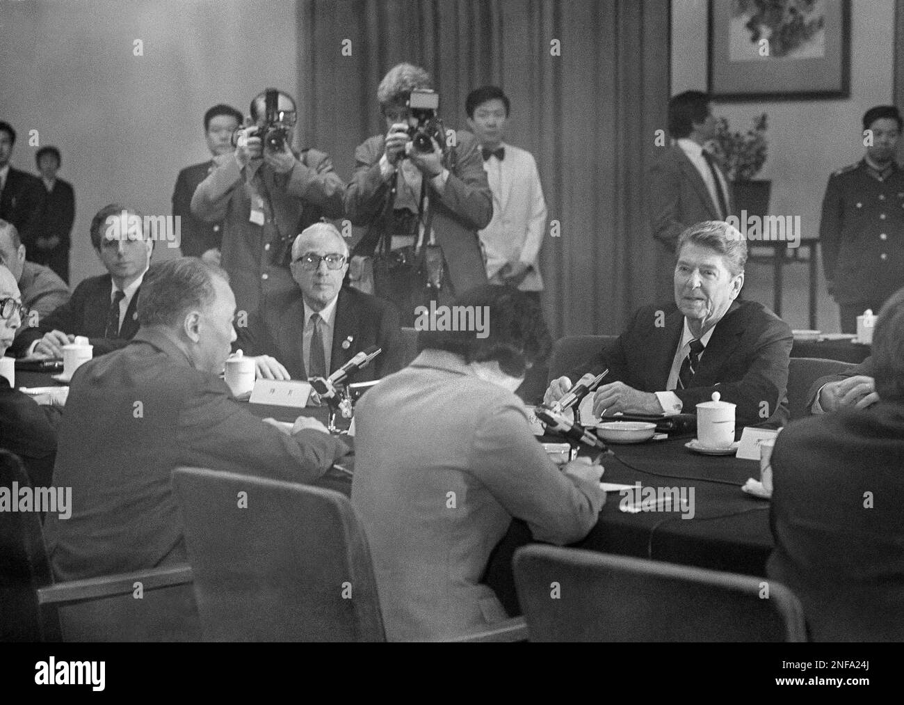 Chinese Premier Zhao Ziyang, left, and U.S. President Ronald Reagan ...