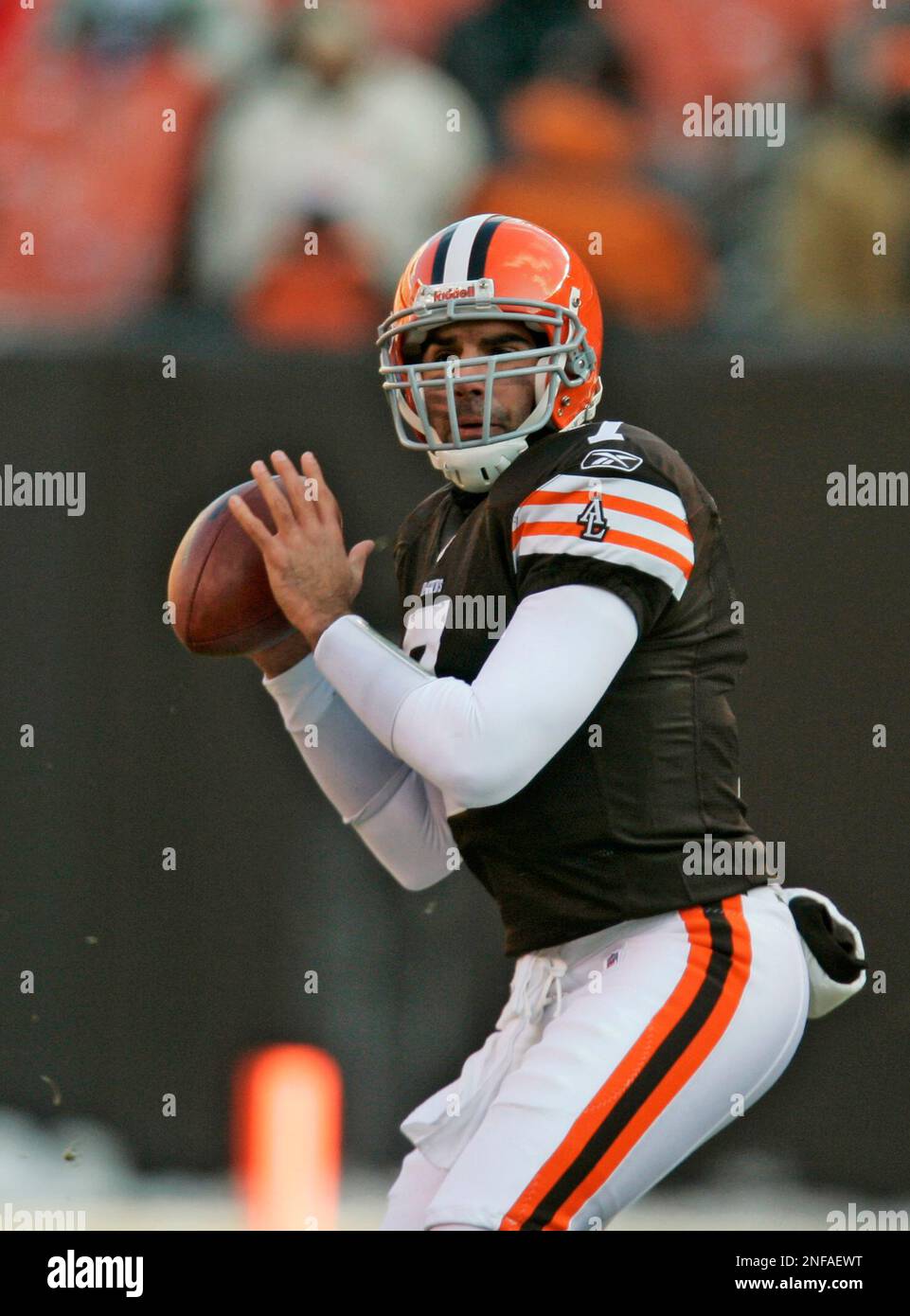 Cleveland Browns quarterback Bruce Gradkowski looks to pass during an ...