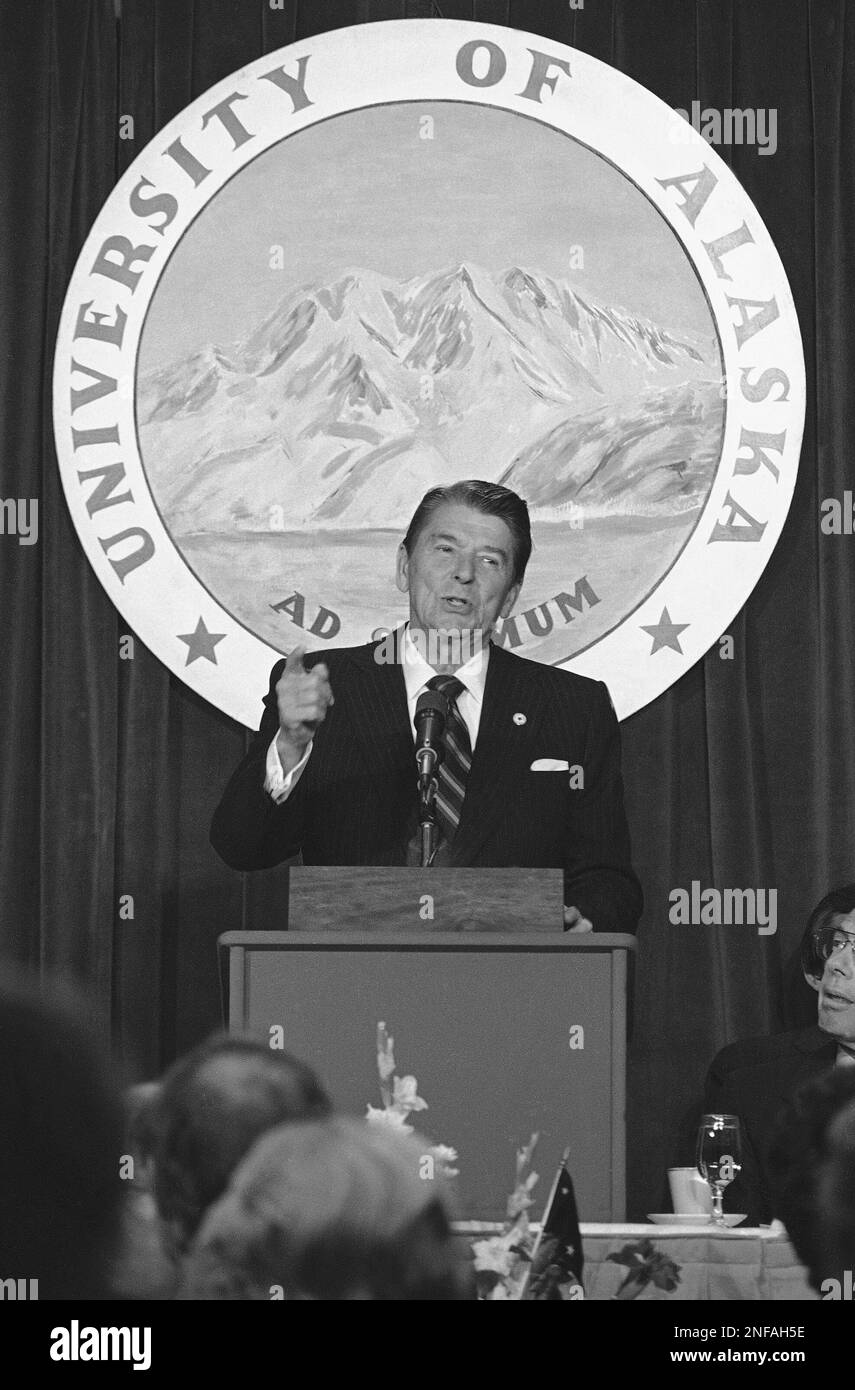 President Ronald Reagan addresses a gathering on the University of ...