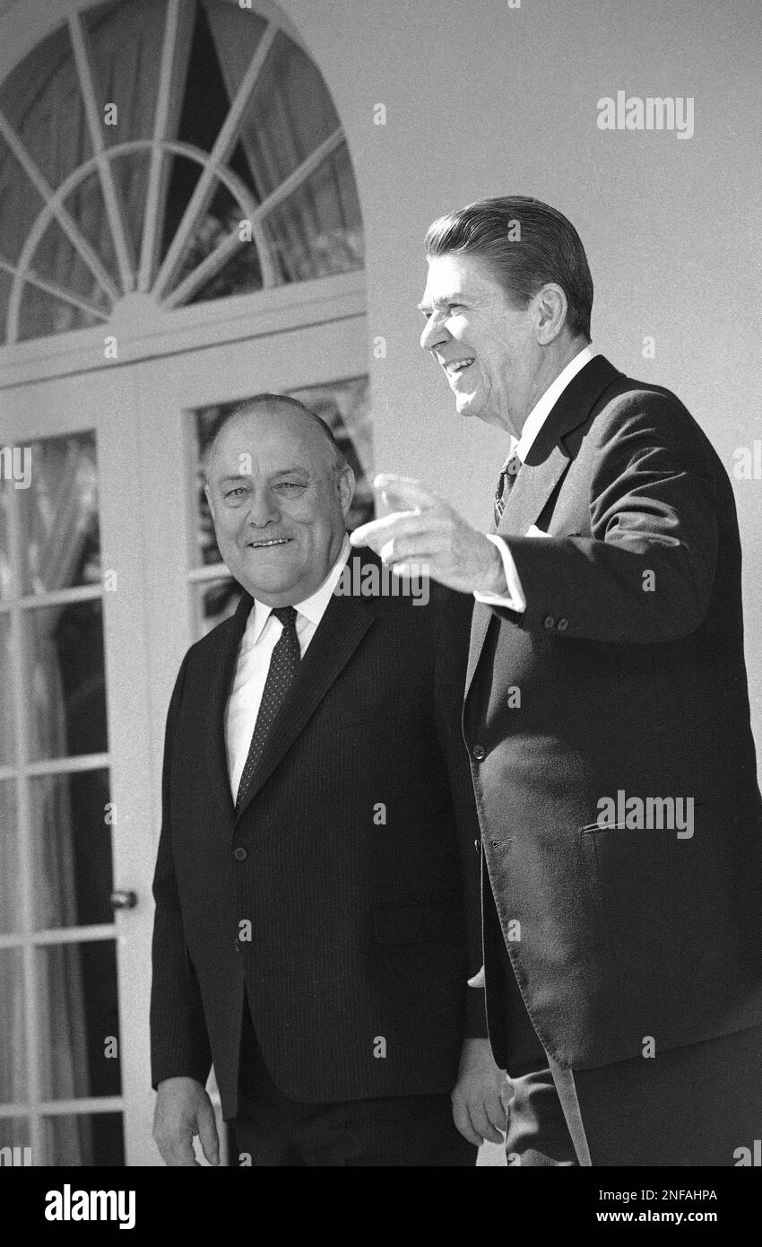 President Ronald Reagan gestures while introducing New Zealand Prime ...