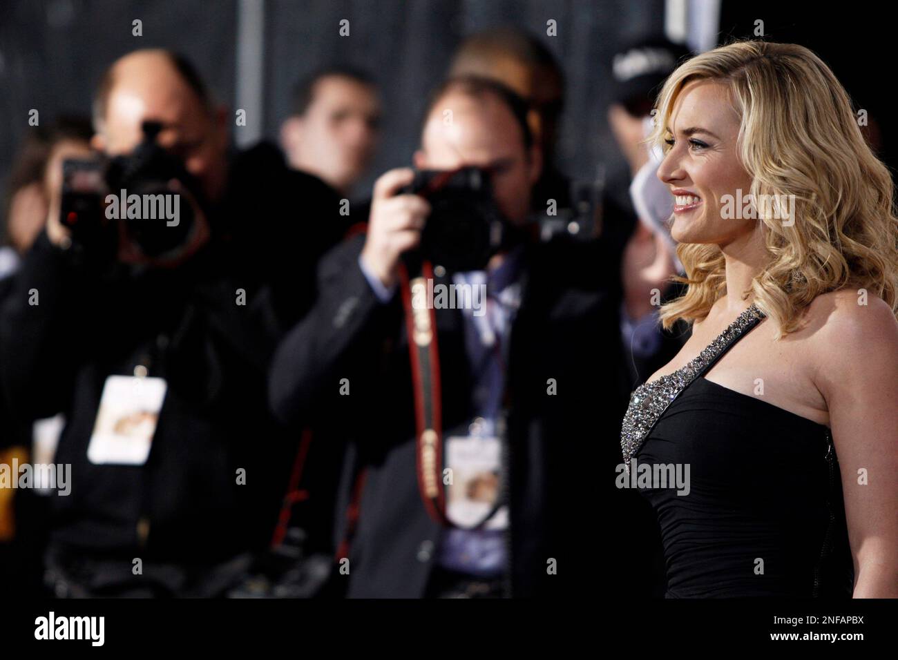 Kate Winslet arrives at the premiere of "Revolutionary Road" in Los ...
