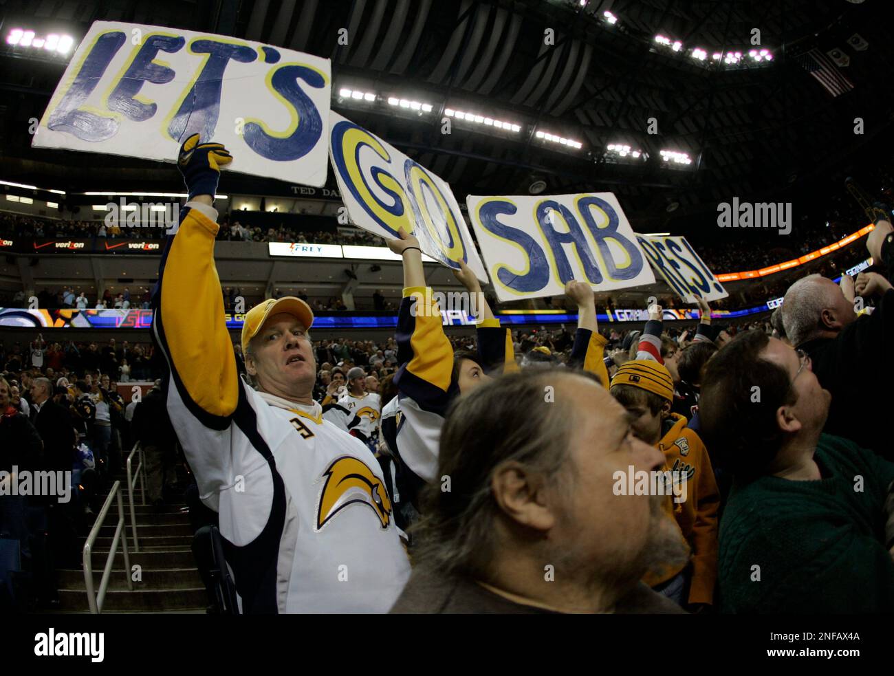 Buffalo Sabres fans cheer against Tampa Bay Lightning during the second ...