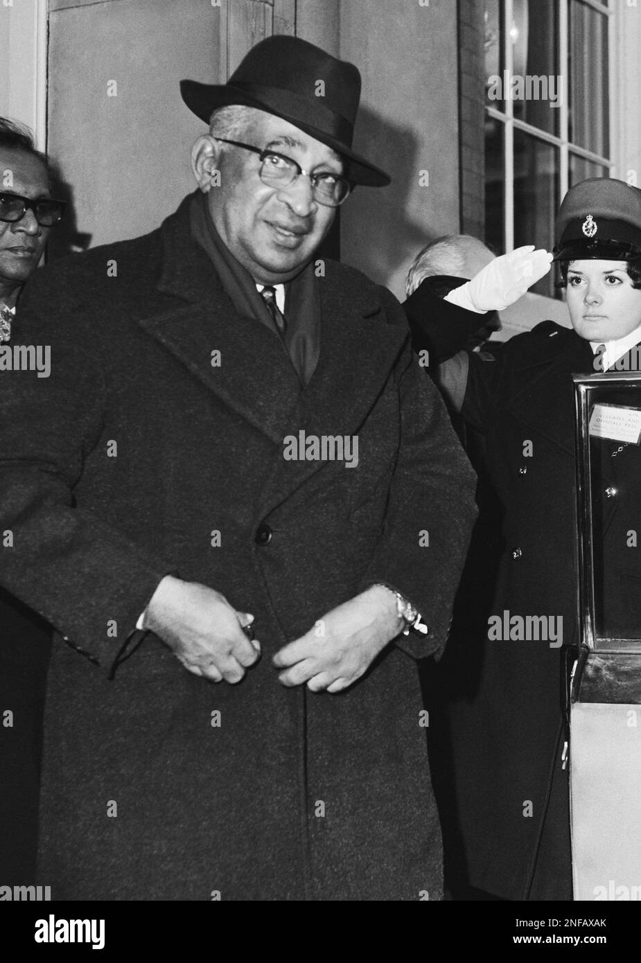 Prime Minister of Ceylon Dudley Senanayake leaves Marlborough House ...