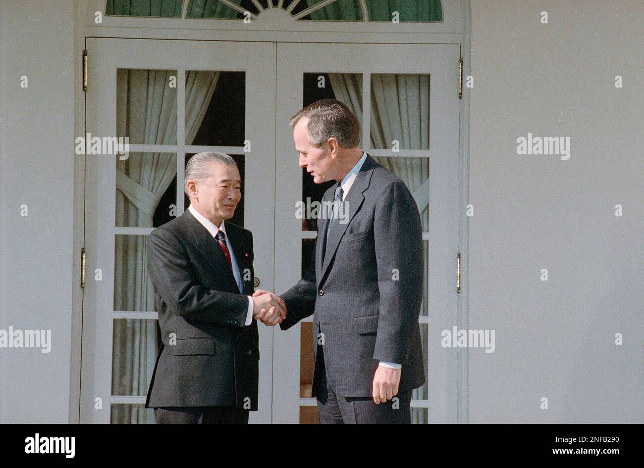 President George Bush appears with Japanese Prime Minister Noboru ...