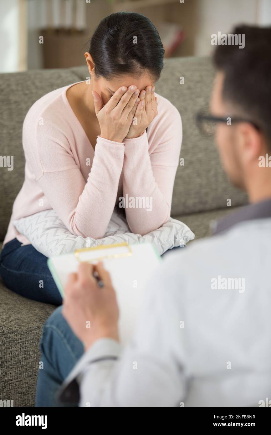 Emotional woman talking hi-res stock photography and images - Alamy