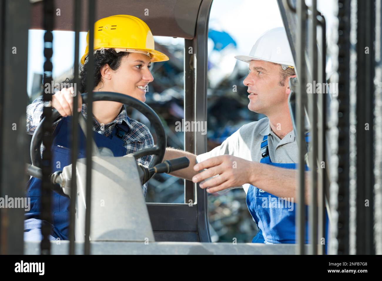 Women shipyard workers hi-res stock photography and images - Alamy