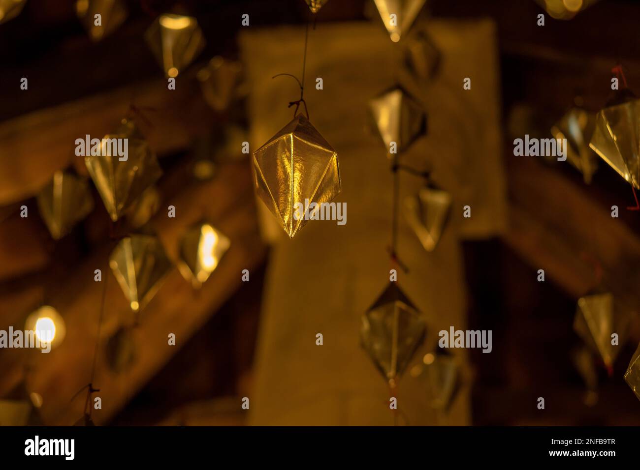 Diamond pattern ceiling hi-res stock photography and images - Alamy