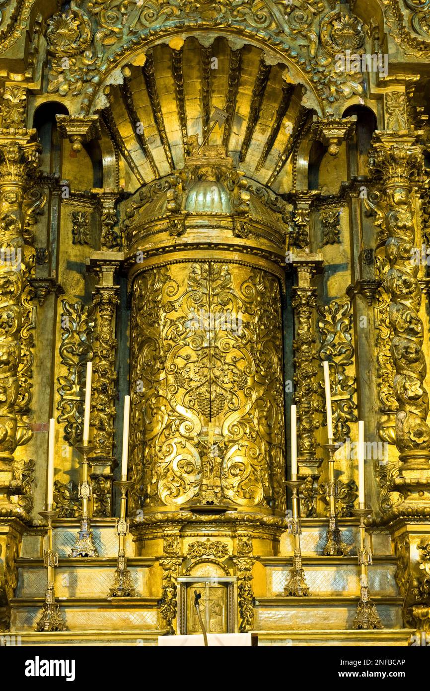 The Golden Altar in the Church of San Jose in Casco Viejo In Panama ...
