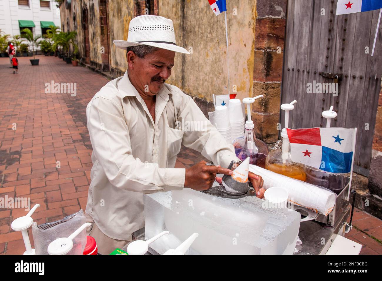 Making snowcones hi-res stock photography and images - Alamy