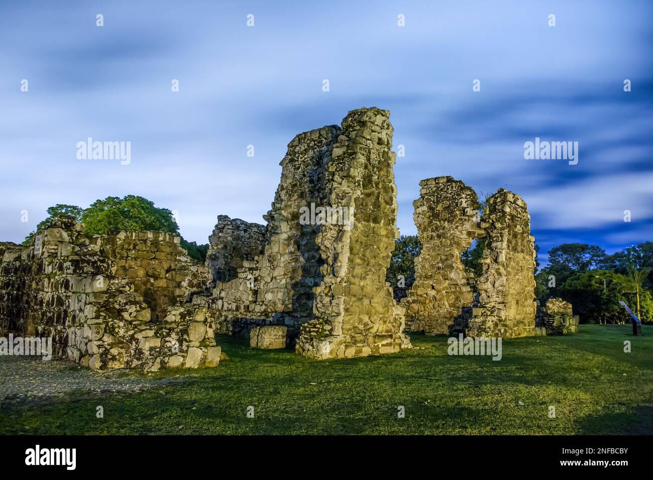The house of Pedro de Alarcón was built in the 1640's. Ruins of Panama ...