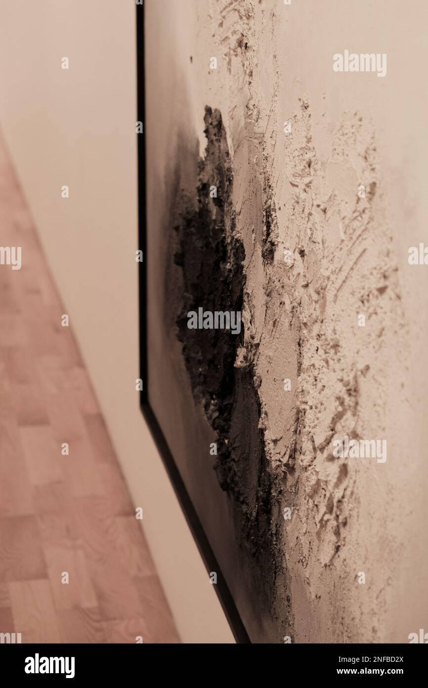 Vertical shot old white hi-res stock photography and images - Alamy