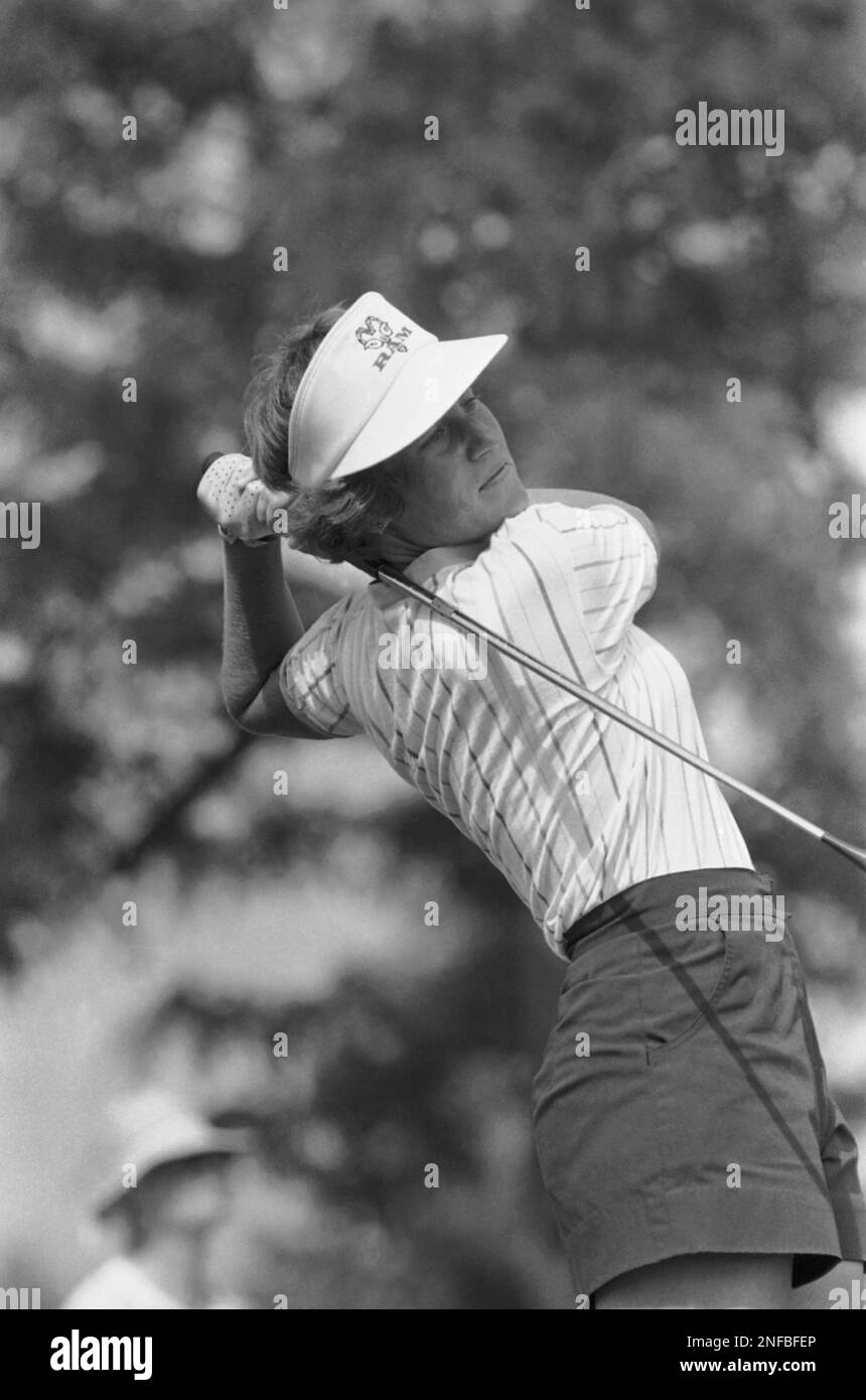 Patty Sheehan tees off on the 14th hole during first round play of the ...
