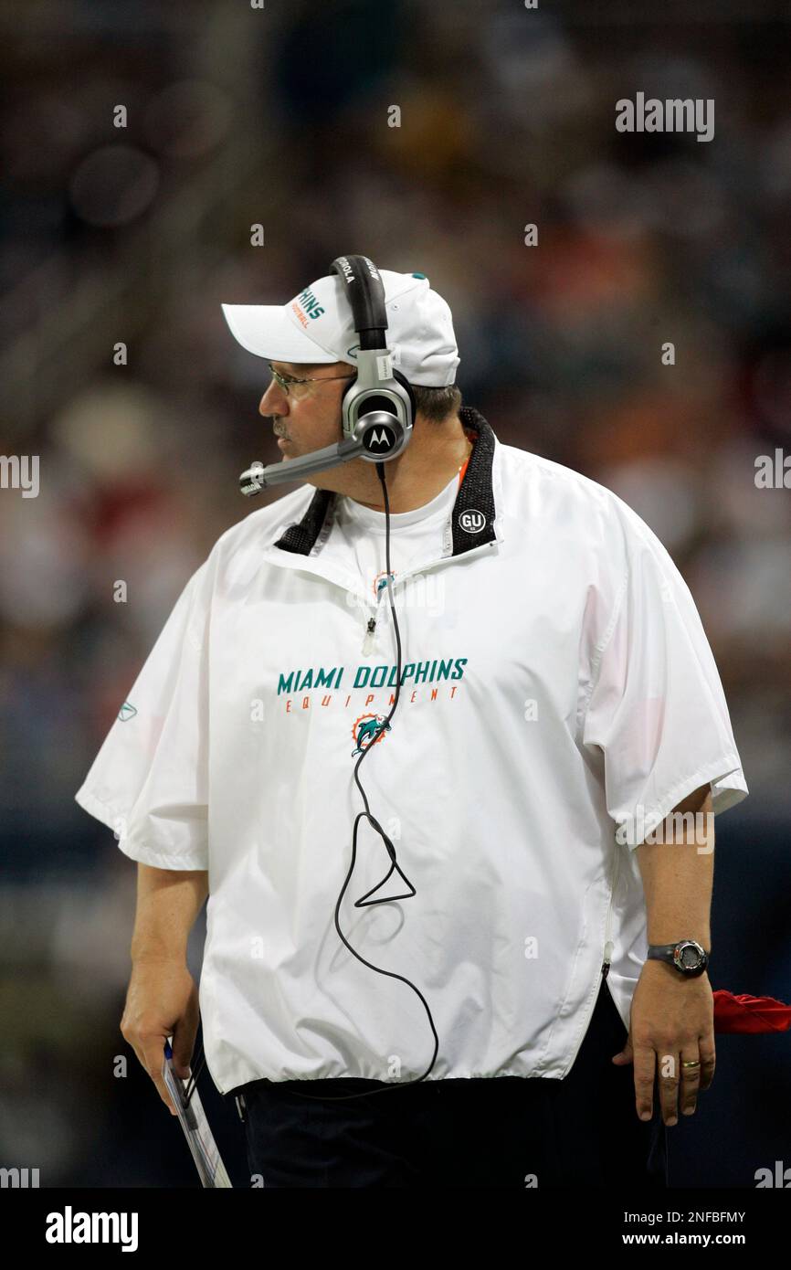 Miami Dolphins head coach Tony Sparano is seen on the sidelines during ...
