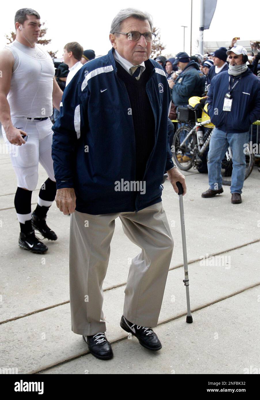 Penn State coach Joe Paterno arrives at Beaver Stadium before their ...