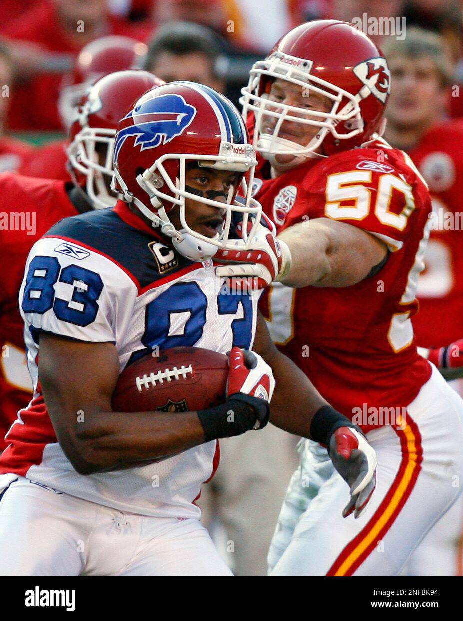 Buffalo Bills wide receiver Lee Evans (83) Kansas City Chiefs ...