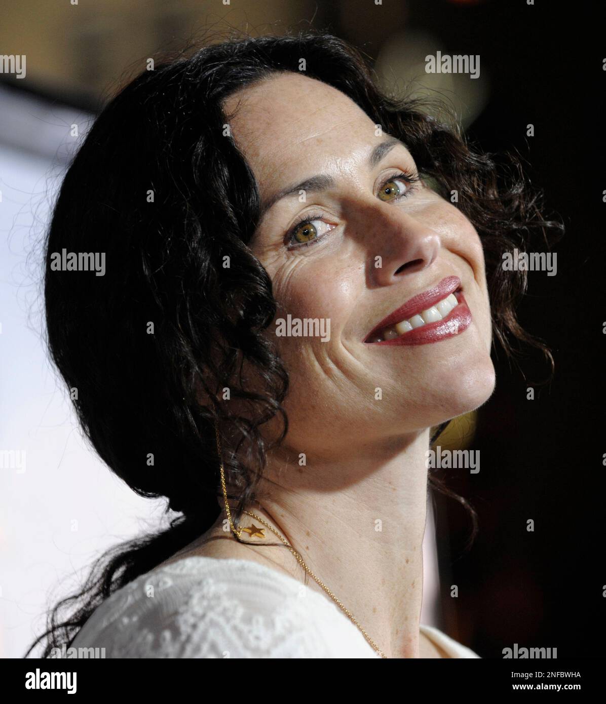 Minnie Driver arrives at the premiere of the film "Four Christmases" in ...