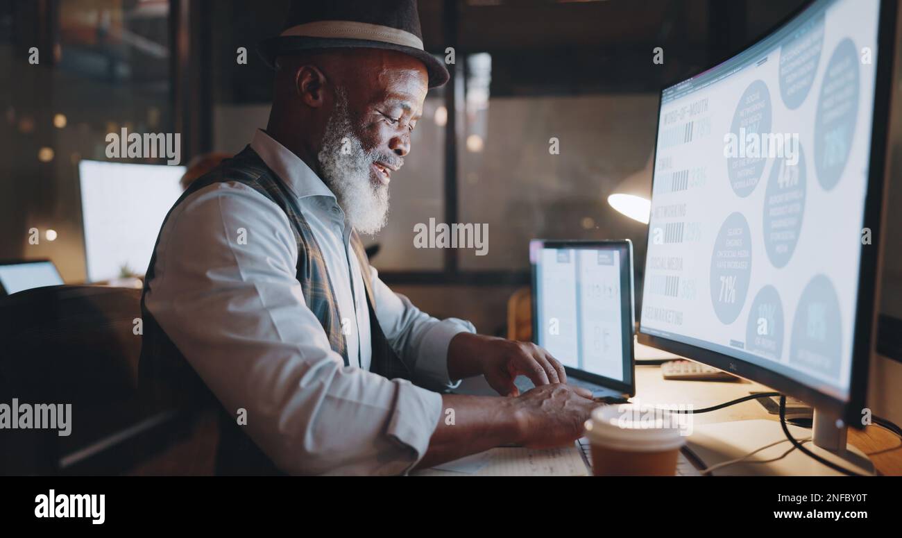 Newspaper office journalist hi-res stock photography and images - Alamy