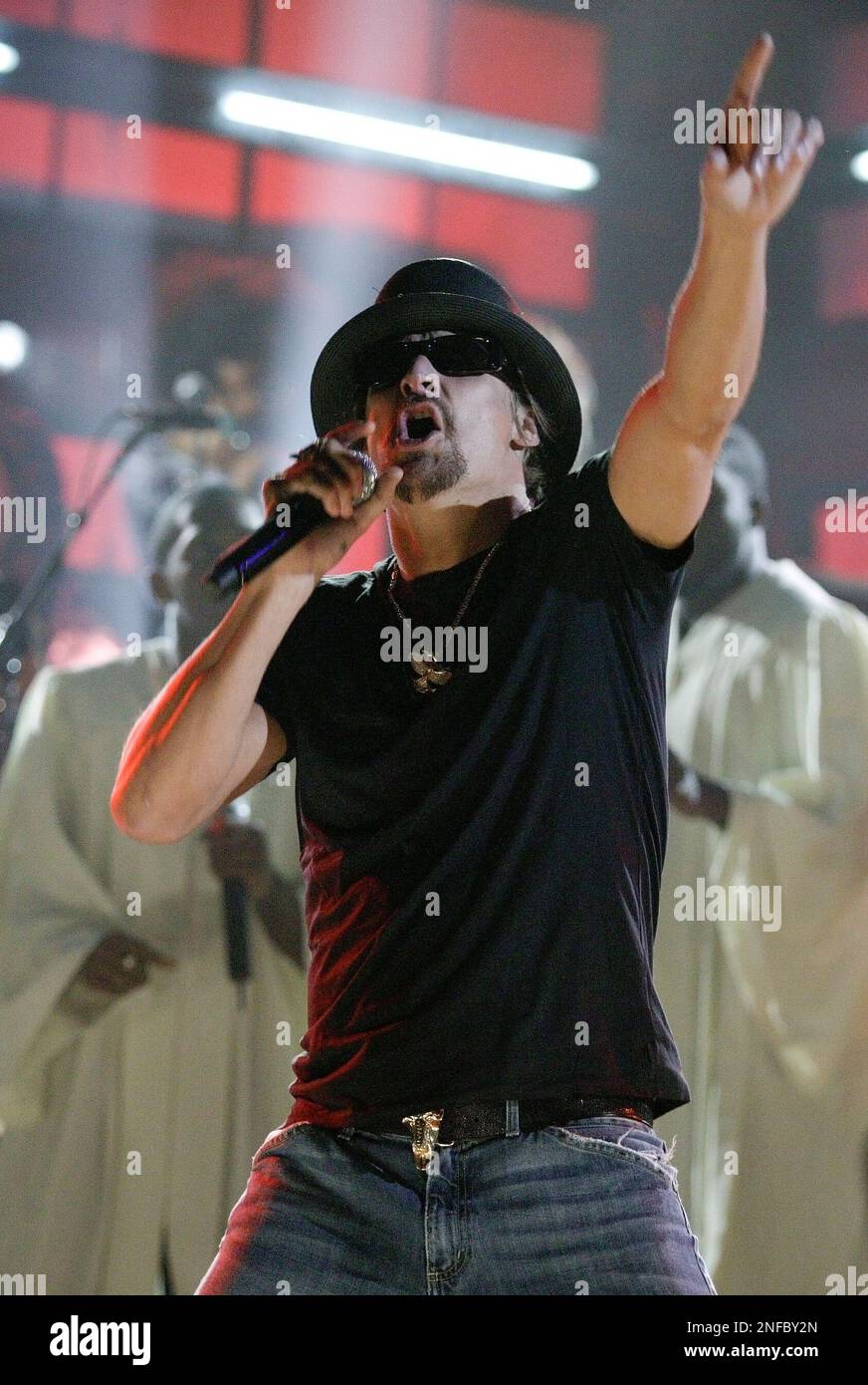 Kid Rock performs during his VH1 Storytellers concert in Nashville ...