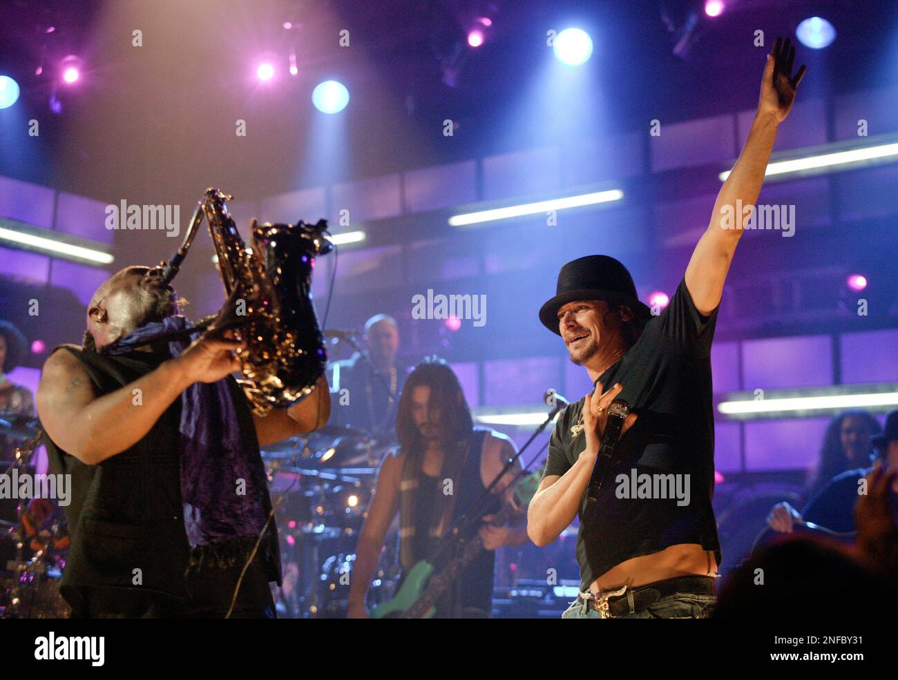 Kid Rock performs during his VH1 Storytellers concert in Nashville ...
