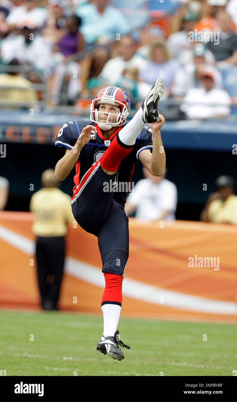 Buffalo Bills' Brian Moorman #9 in action during a NFL football game ...