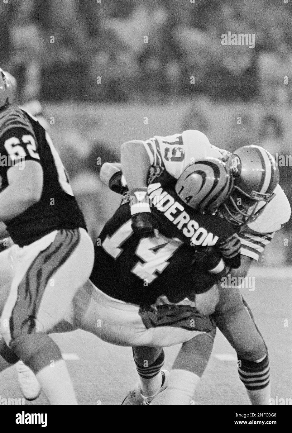 Cincinnati Bengals quarterback Ken Anderson (14) is sacked by San ...