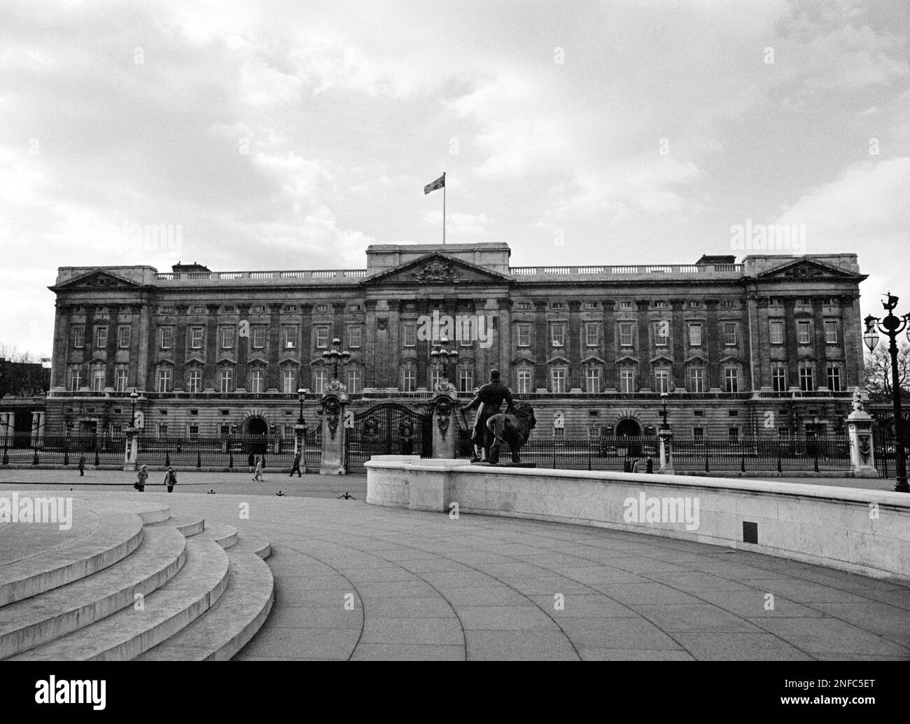 Front view of Buckingham Palace on March 15, 1968. Royal standard ...