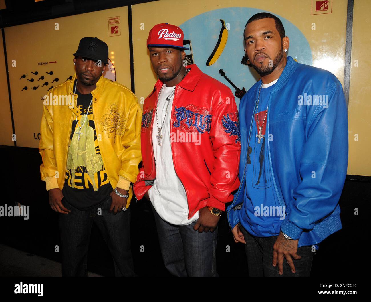 From left, rappers Tony Yayo, 50 Cent and Lloyd Banks pose backstage at ...