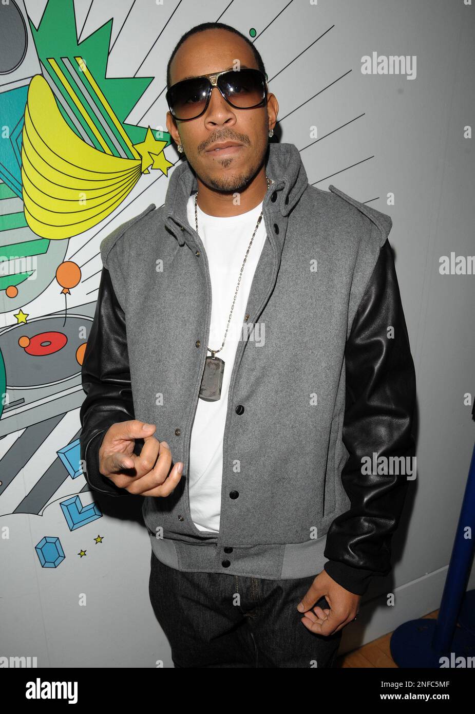 Rapper Ludacris performs on MTV's TRL "Total Finale Live" show at the ...