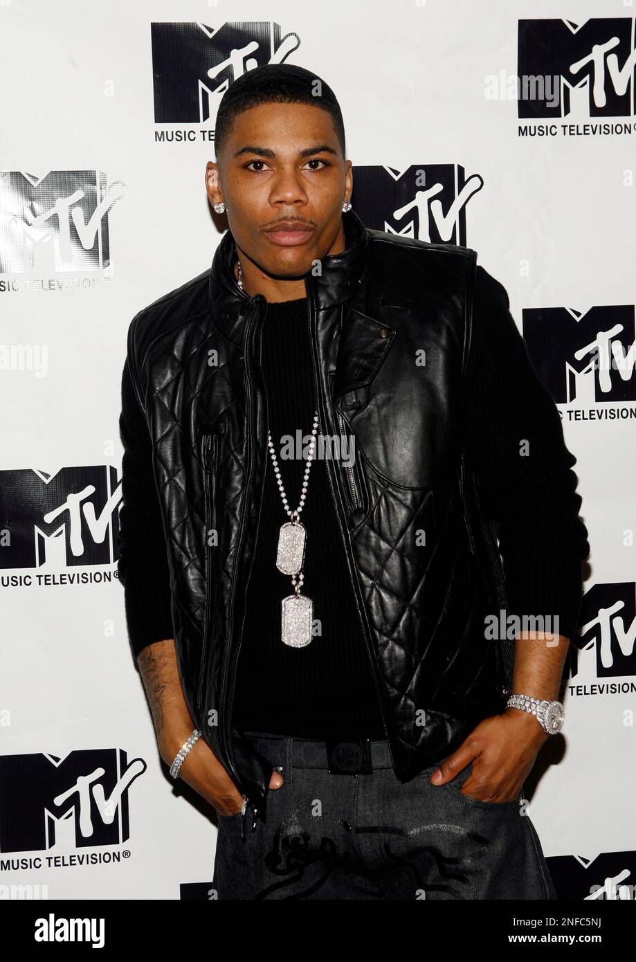 Nelly poses in the press room during MTV's "TRL Total Finale Live" at ...