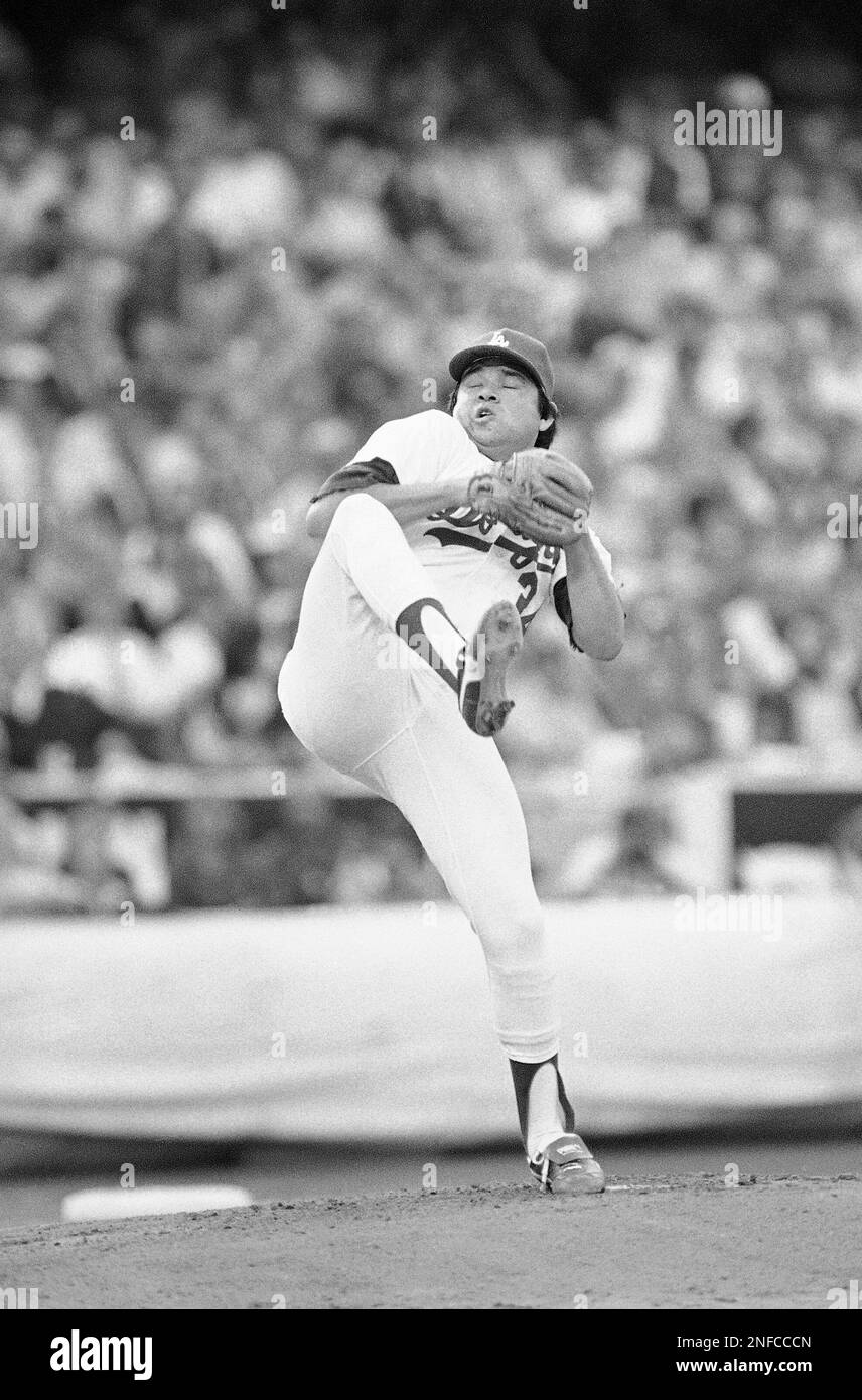 Los Angeles Dodgers Fernando Valenzuela delivers to catcher Jack Fimple ...