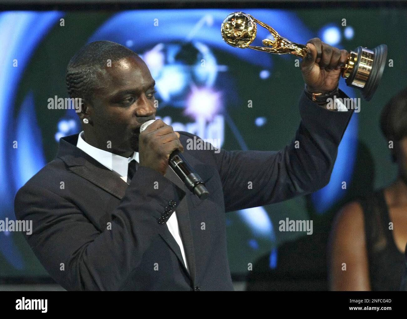 American singer Akon receives the award for the World's best African ...