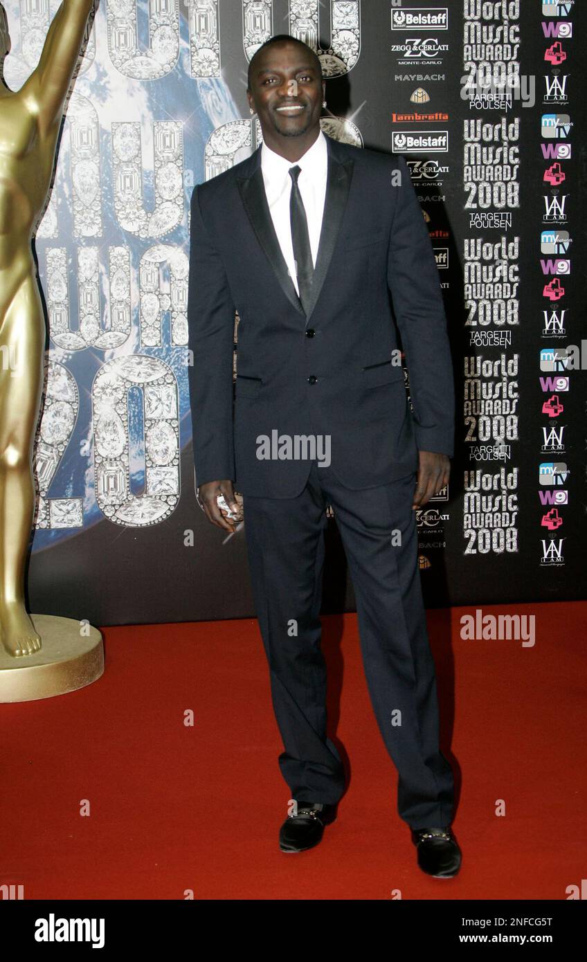 American singer Akon arrives at the 2008 World Music Awards ceremony in ...