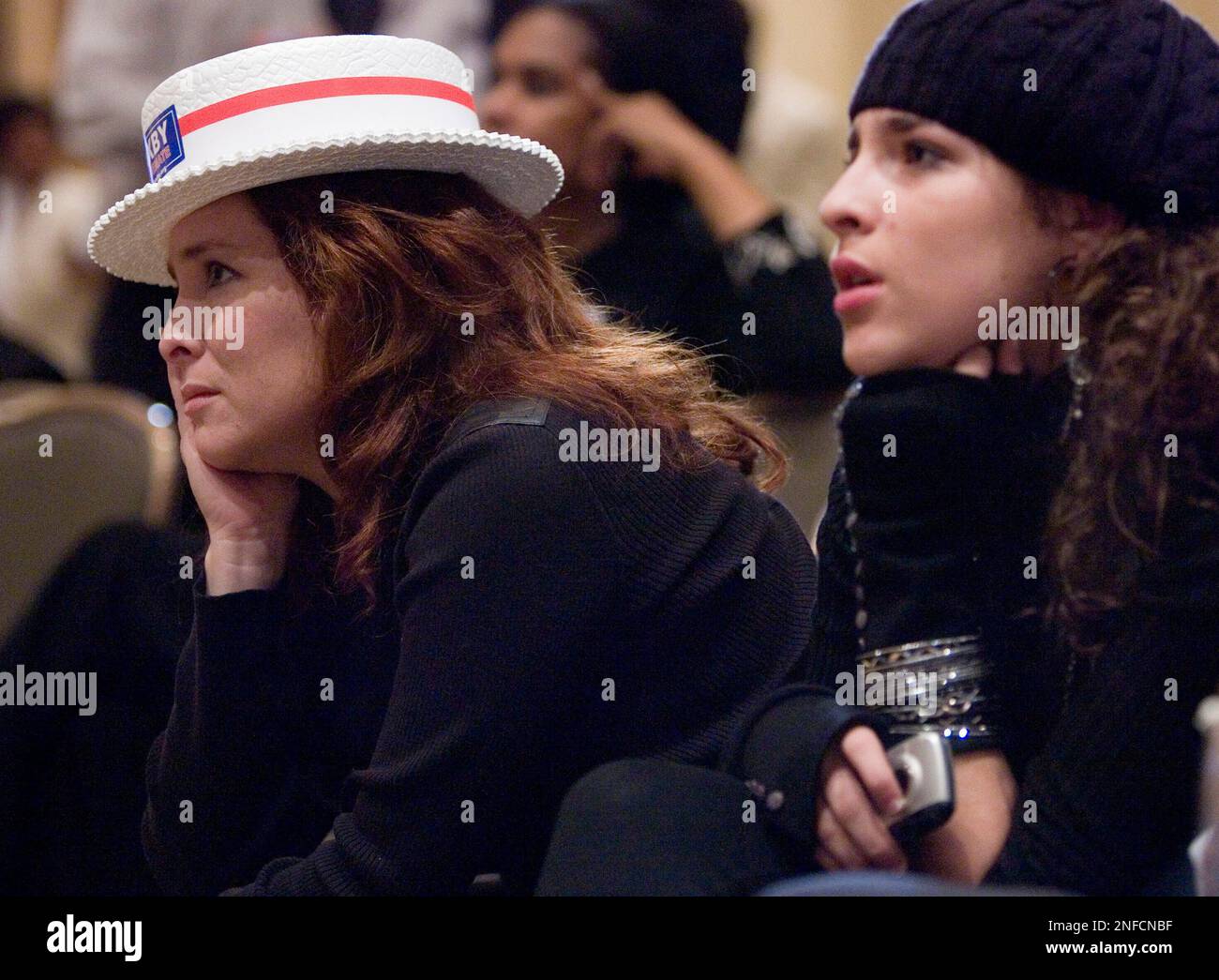 Terasa Filsoof, left, and daughter Rachel Filsoof listen to Republican ...