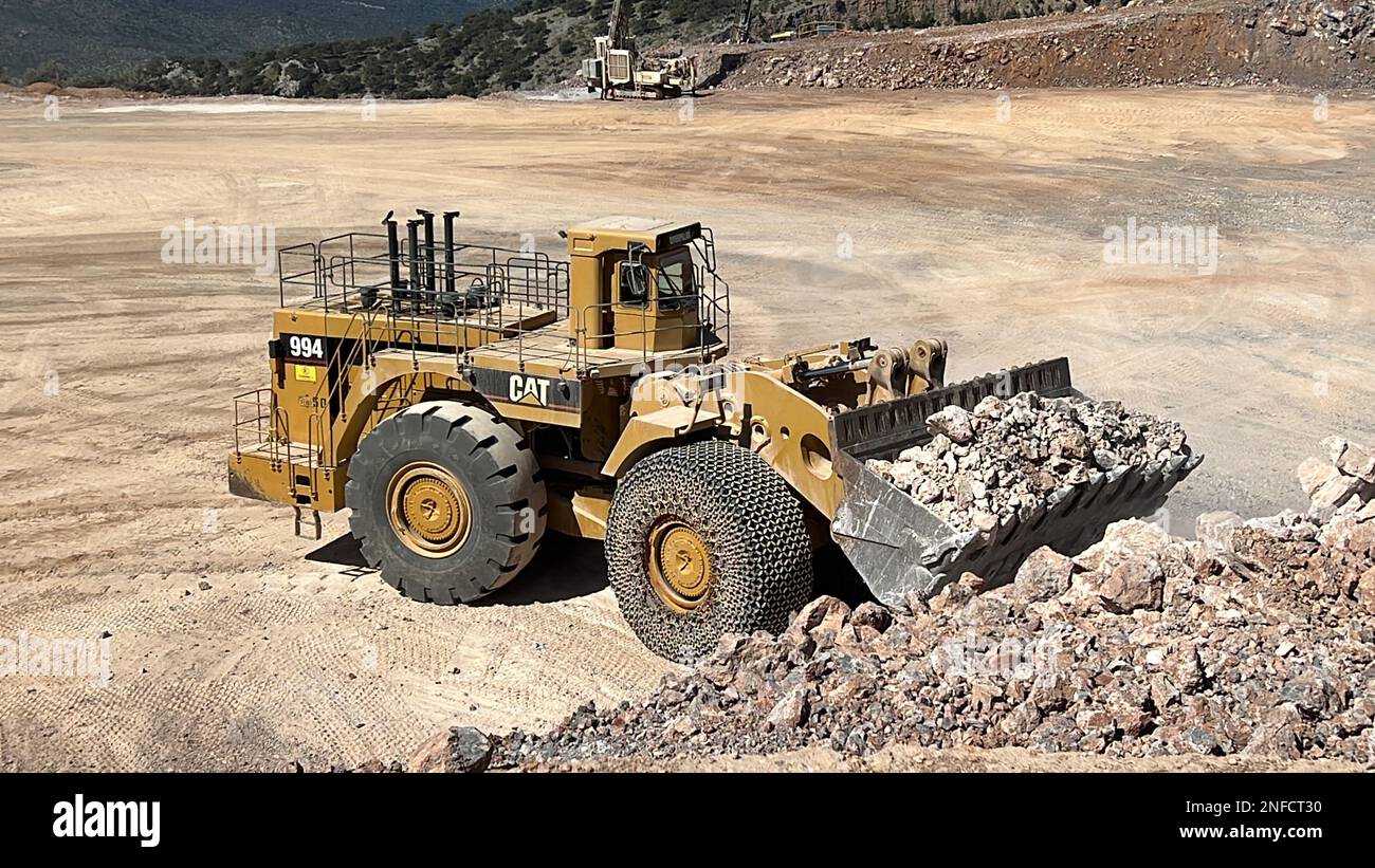 Huge Wheel Loader Loading Limestone The Dumpers, Limestone Quarry ...