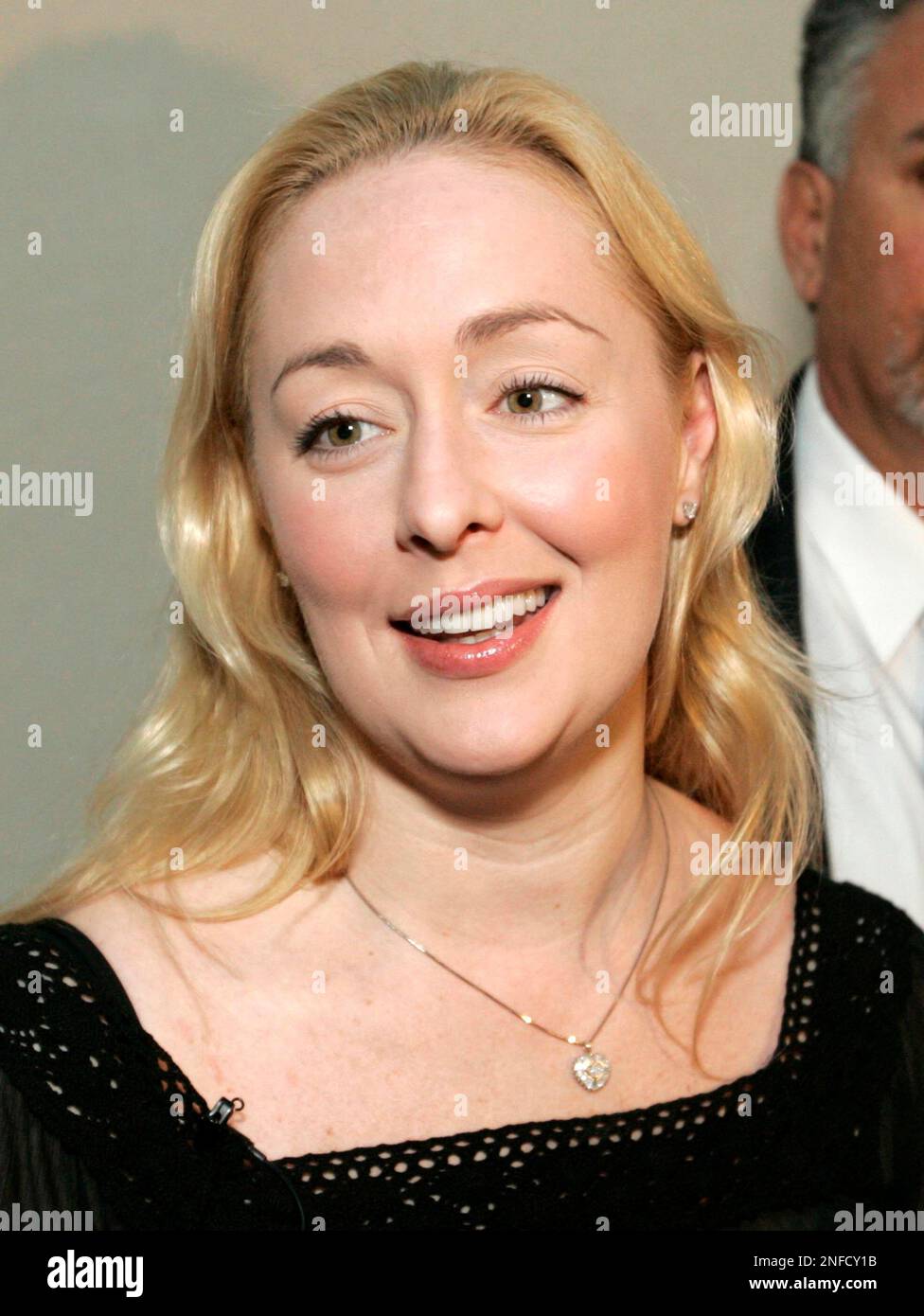 ** FILE ** In this Aug. 22, 2006 file photo, Country singer Mindy ...
