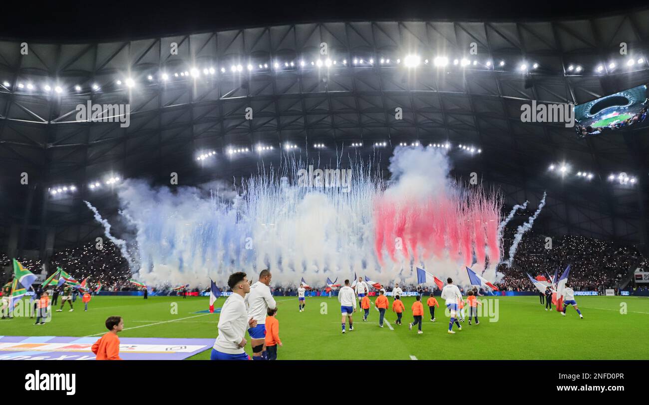 French rugby flag hi-res stock photography and images - Alamy