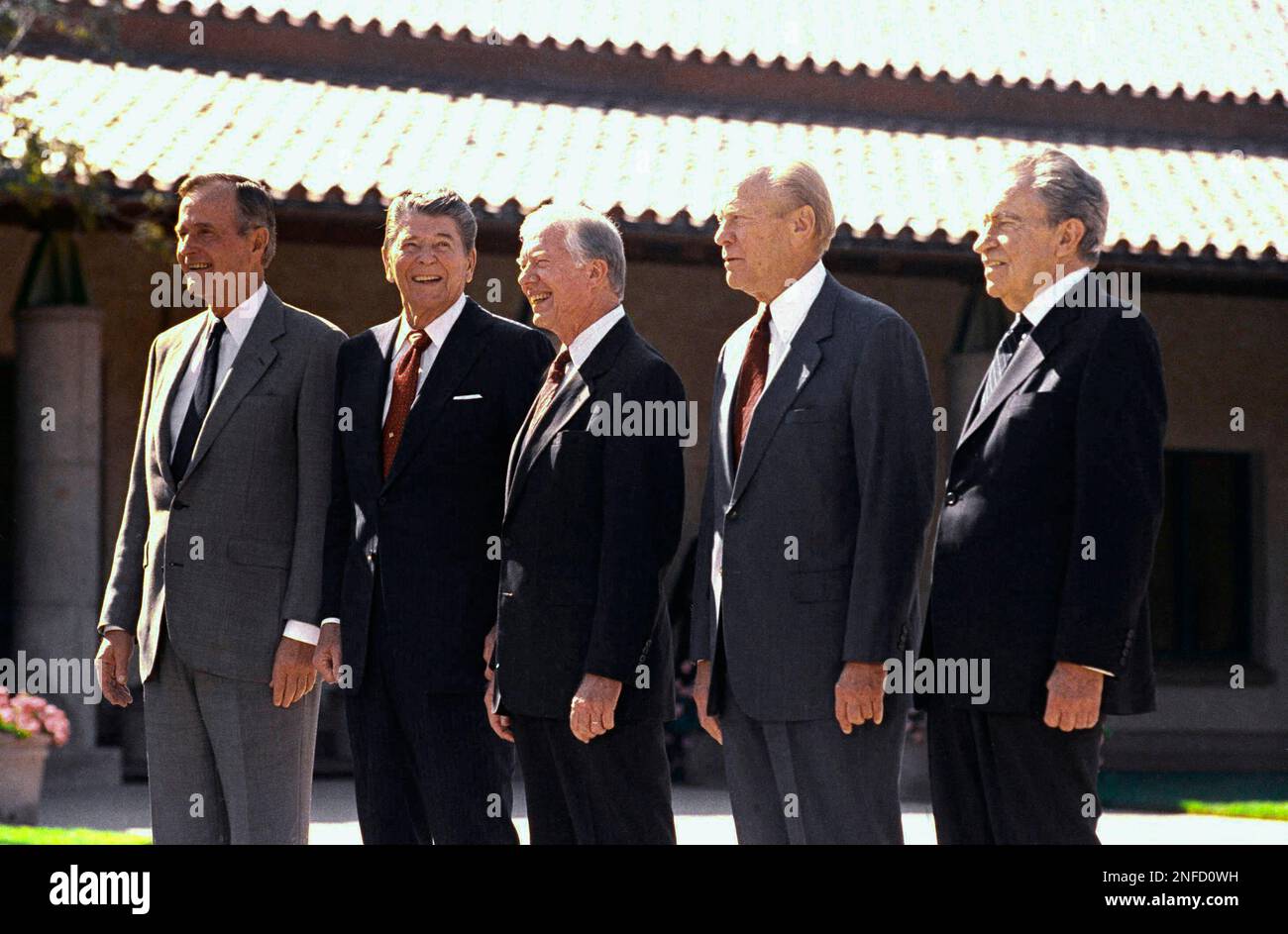 President George Bush, left, stands with former Presidents Ronald ...