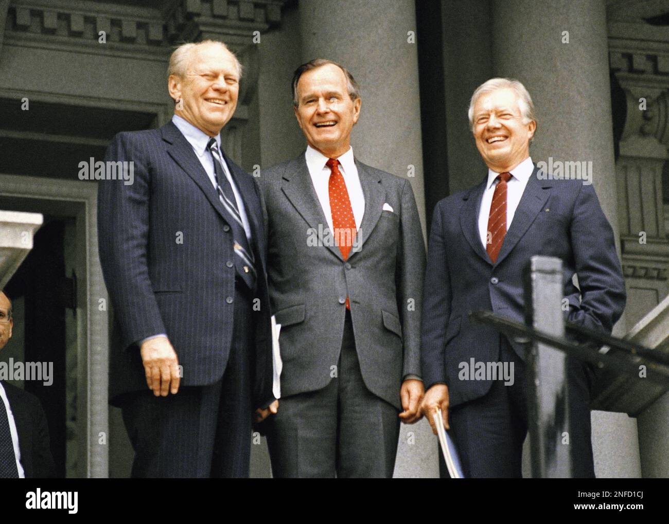 President-elect George Bush poses with former Presidents Gerald Ford ...