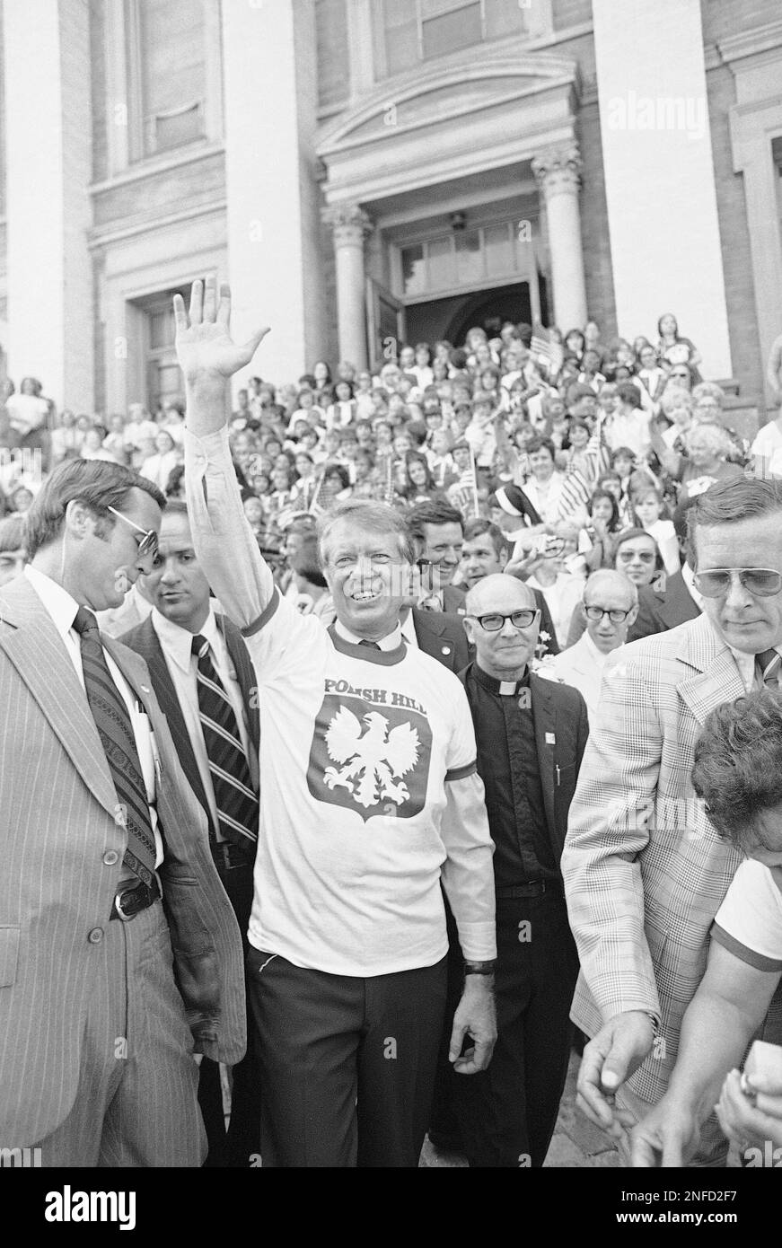 Democratic presidential nominee Jimmy Carter, wearing a T-shirt given ...