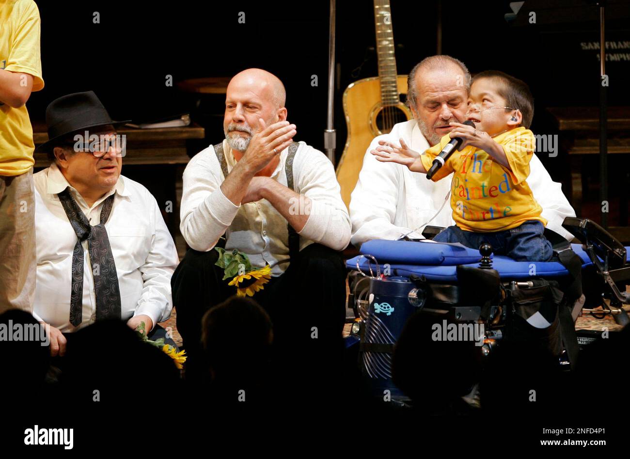 From left Danny DeVito, Bruce Willis, and Jack Nicholson during the ...