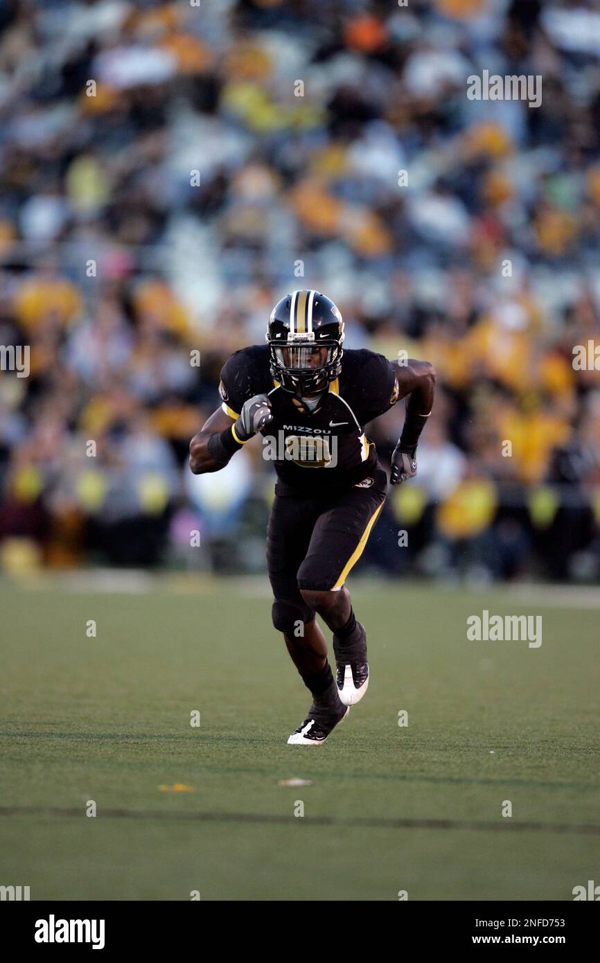 Missouri wide receiver Jeremy Maclin runs during an NCAA college ...