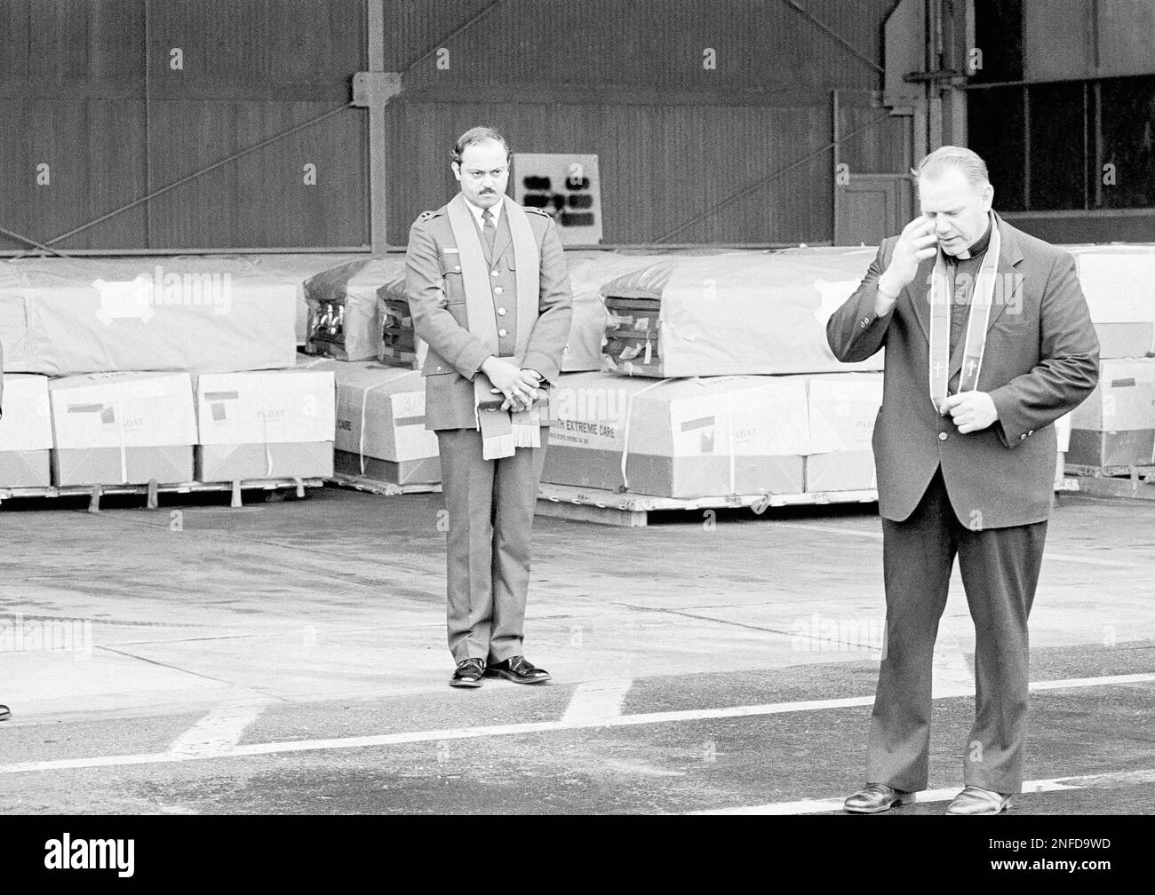 Delaware prison chaplains Leonard Machiewicz, right, and Air Force ...